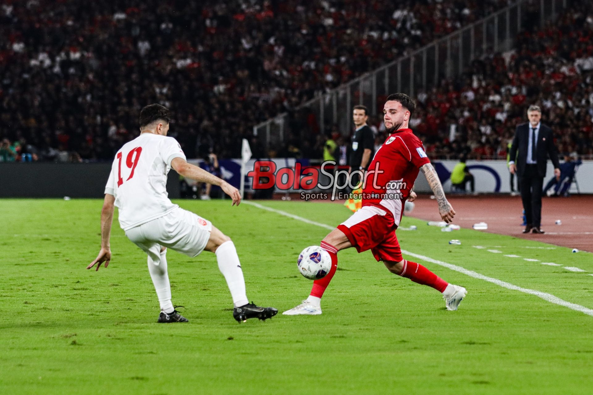 Ditolak Mark van Bommel dan Giovanni van Bronckhorst, Bek Timnas ...