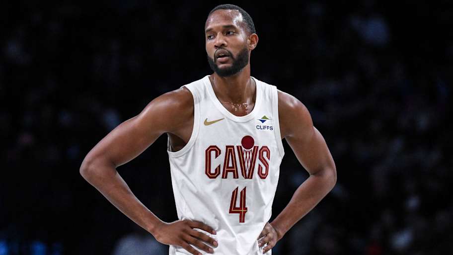 Cavaliers Coach Shares What The Next Evolution Of Evan Mobley Looks Like