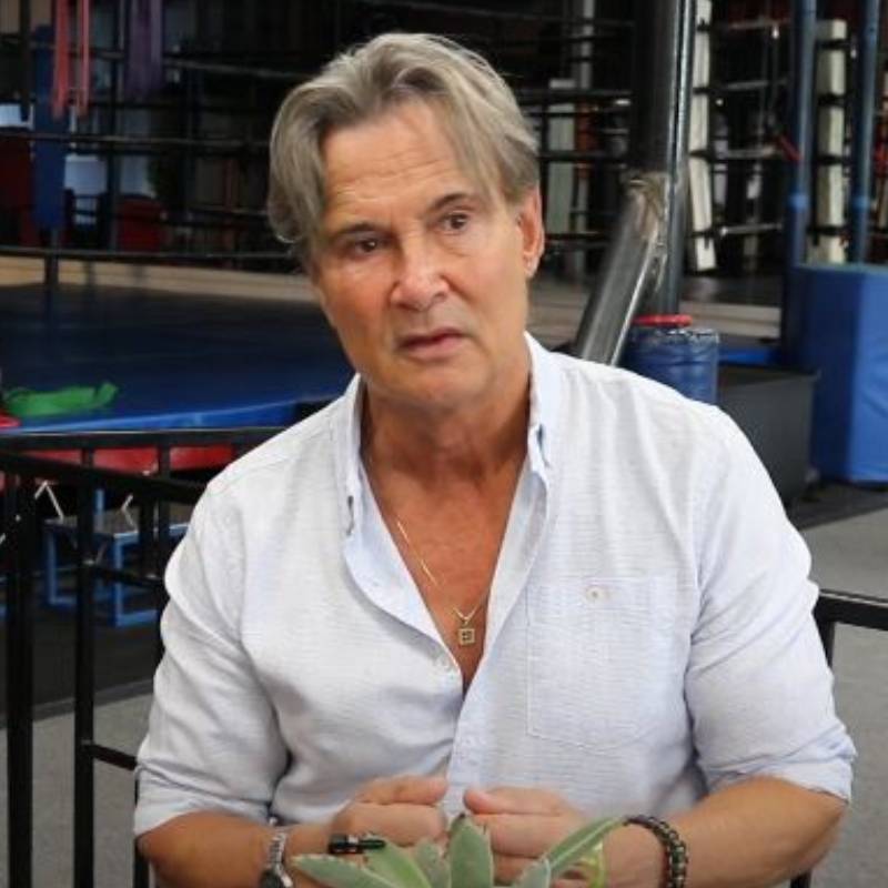 Astro de Mad Max, Richard Norton morre aos 75 anos de idade. Saiba quem ...