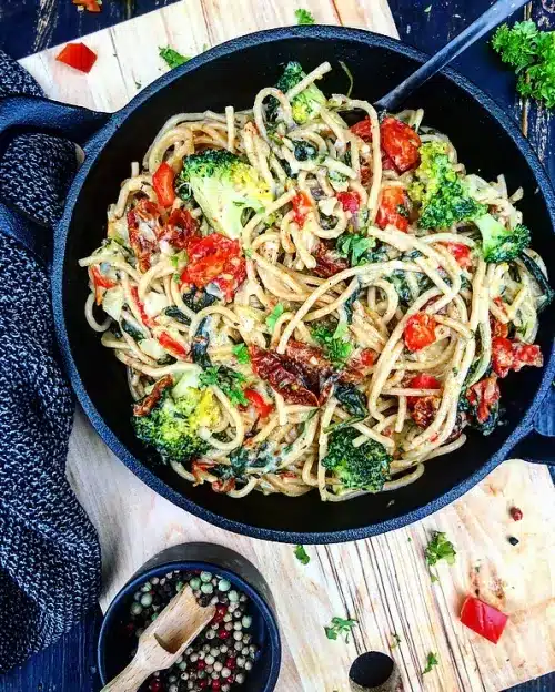 This Creamy One-Pot Veggie Pasta Might Be the Easiest Weeknight Dinner Ever