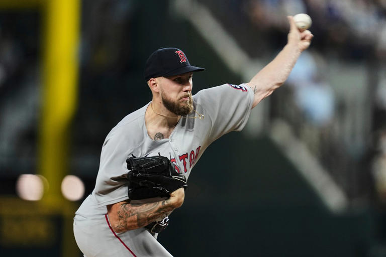 Red Sox give Garrett Crochet $170 million contract after blockbuster trade