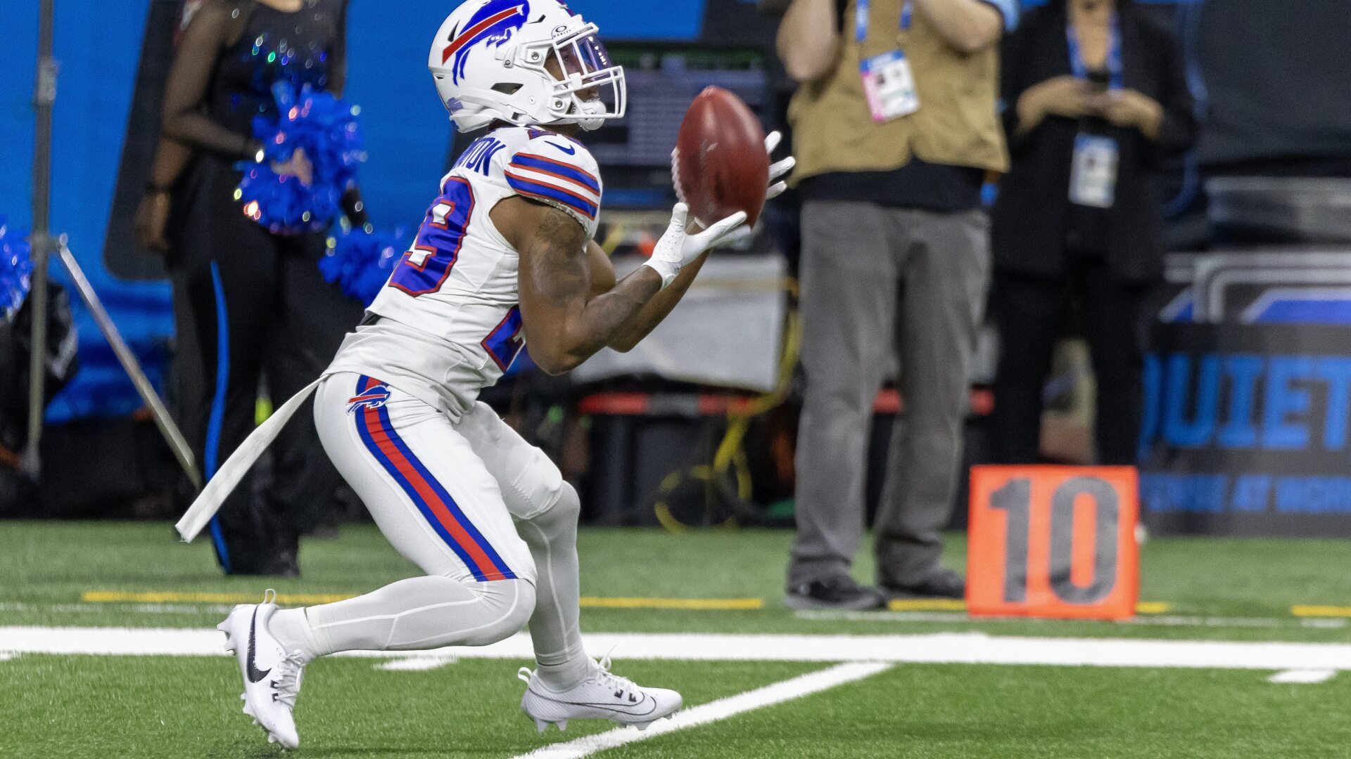 NFL changes kickoff rule to spot ball at 35-yard line after touchbacks