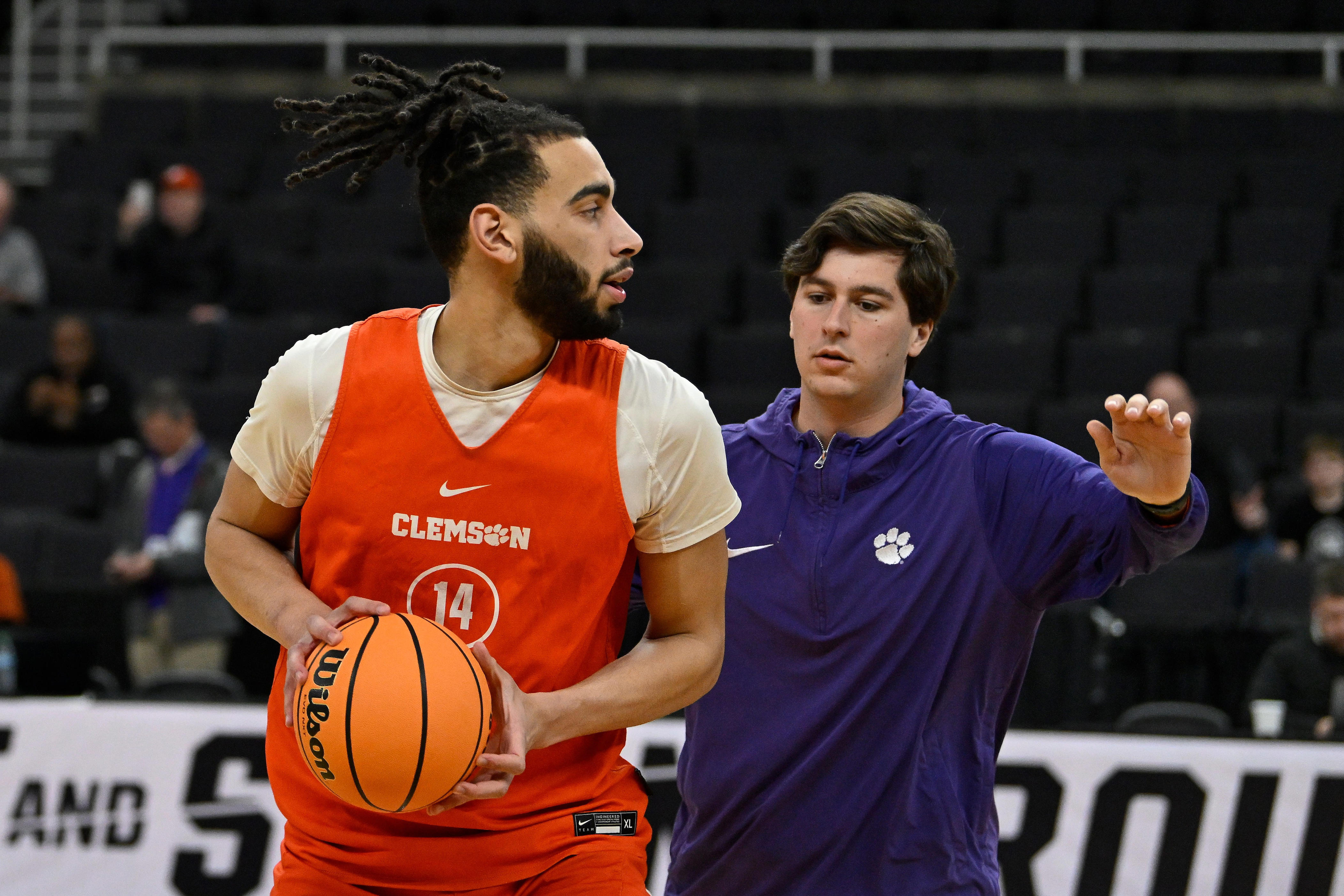 Clemson loses center Christian Reeves to the transfer portal as the ...