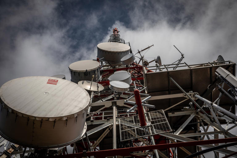 Cellnex Is Said to Kick Off €2 Billion Sale of Switzerland Unit