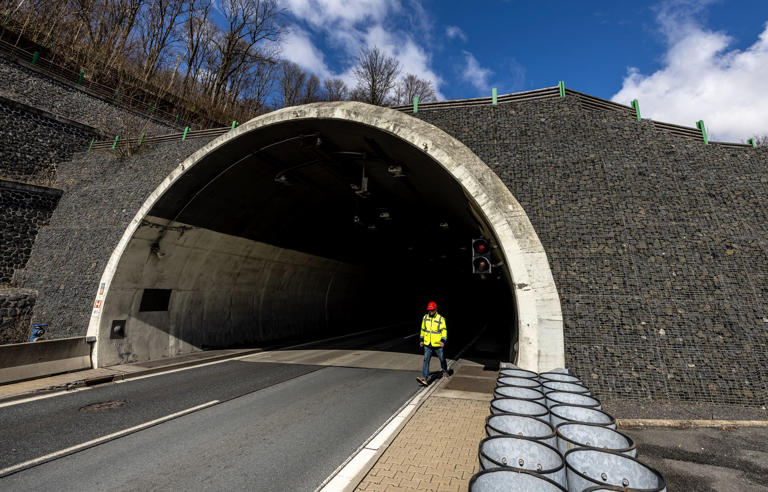 Tunnelsanierung auf Autobahn E55 beginnt