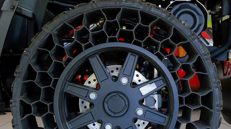 How Do Bulletproof Tires Work?