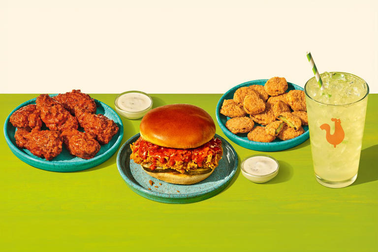 Popeyes’ New Pickle Menu Is Here — and Yes, Even the Lemonade Has Pickles