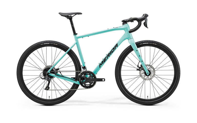 Best road bikes under £2,000 for smooth cycling in 2025