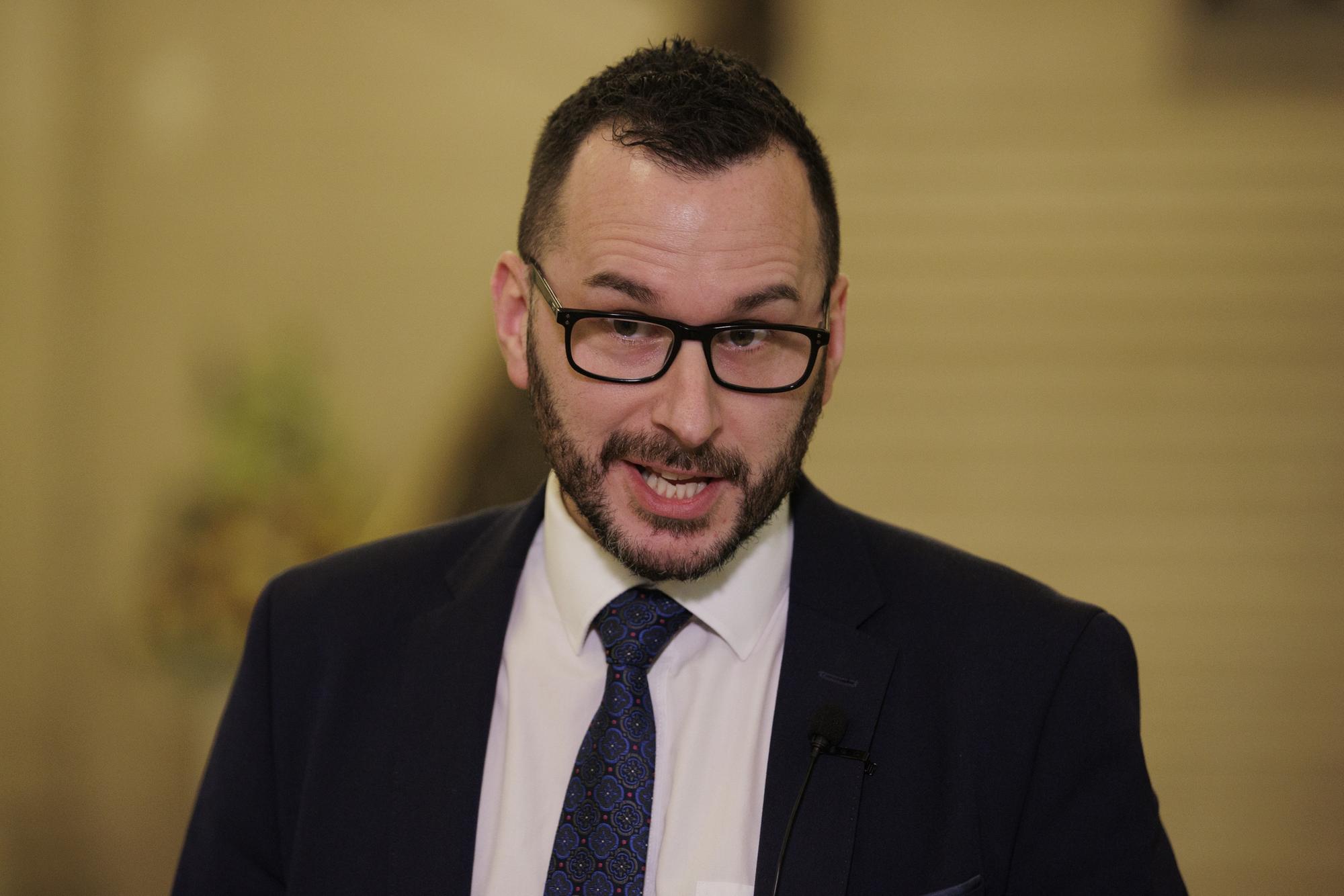 DUP rejects TUV claims Executive has lost control of ‘solo runs’ by ...