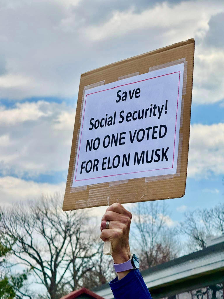 Bucks Co. Democrats Protest To Save Social Security