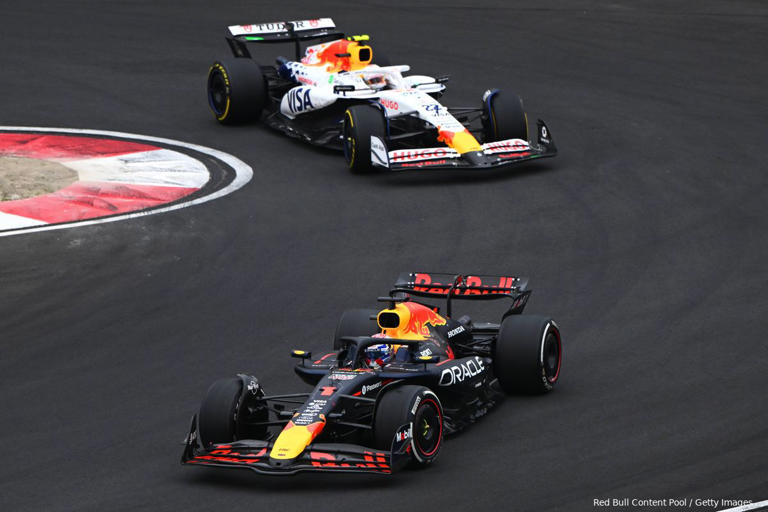 Oud-teambaas Verstappen wil kritiek op Red Bull niet te ver laten gaan: 'Ik betwijfel het'