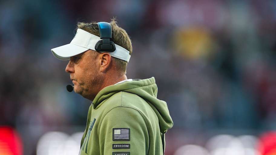 Auburn football HC Hugh Freeze reacts to first spring scrimmage