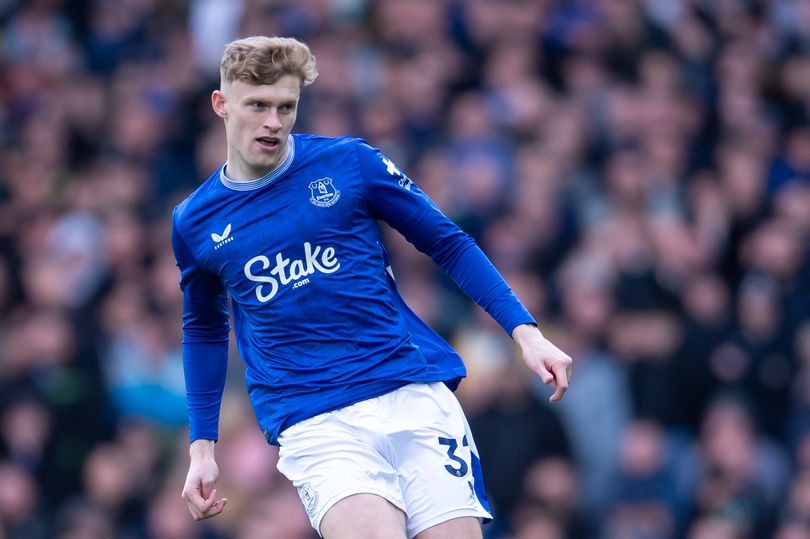 David Moyes responds to Jarrad Branthwaite transfer question amid ...