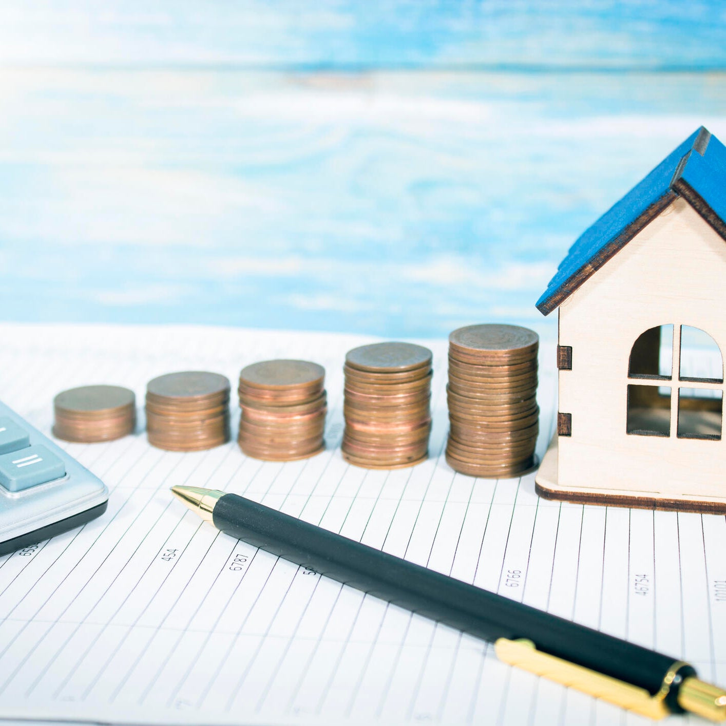 As HELOC rates fall, is a home equity loan still worth it?