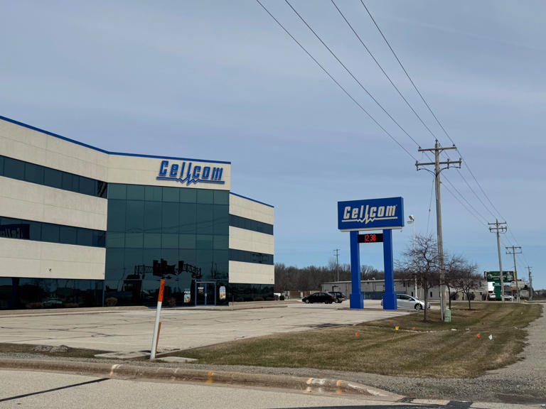 Nsight sells office building along I-41 to manufacturer; Cellcom store ...