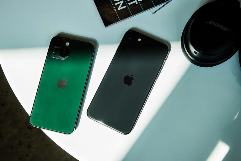 Apple Is Discontinuing Its iPhone Mini Collection—Here’s Where You Can ...