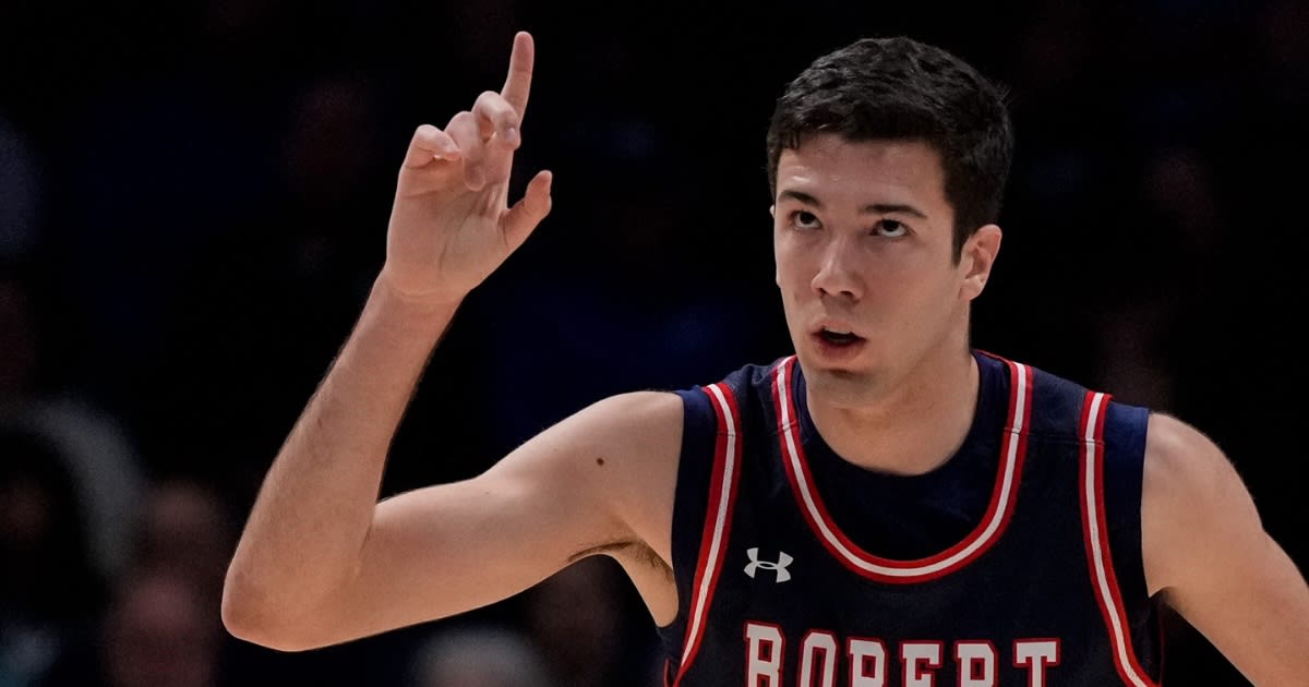 Kentucky Has Zoom Meeting Robert Morris Forward Transfer Alvaro Folgueiras