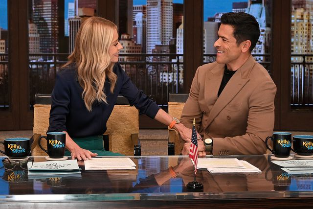 Kelly Ripa and Mark Consuelos Reveal the 1 Thing They're Each Taking ...