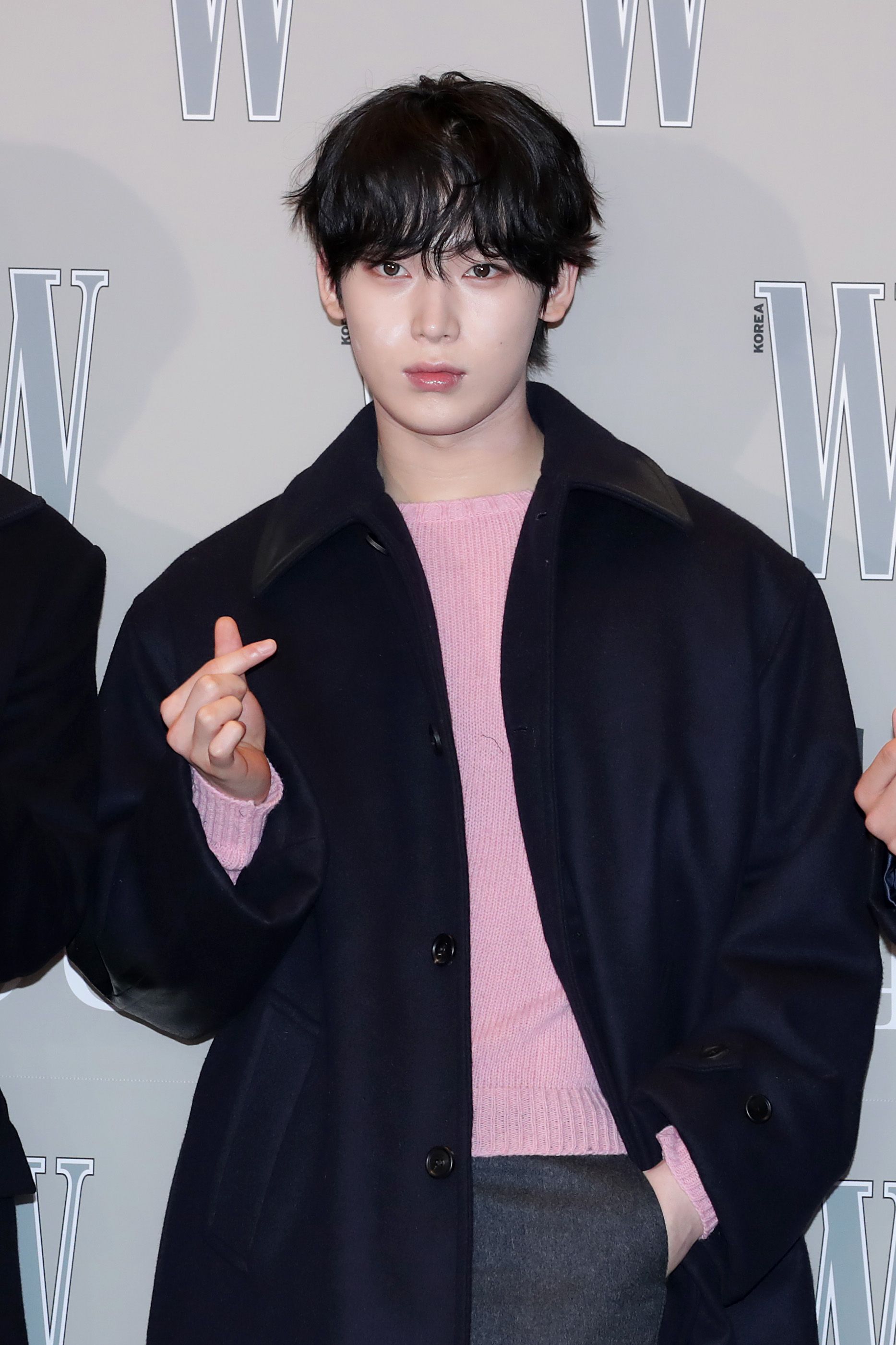 ENHYPEN’s Sunoo Unveils New Haircut Wearing $100 Denim Jacket