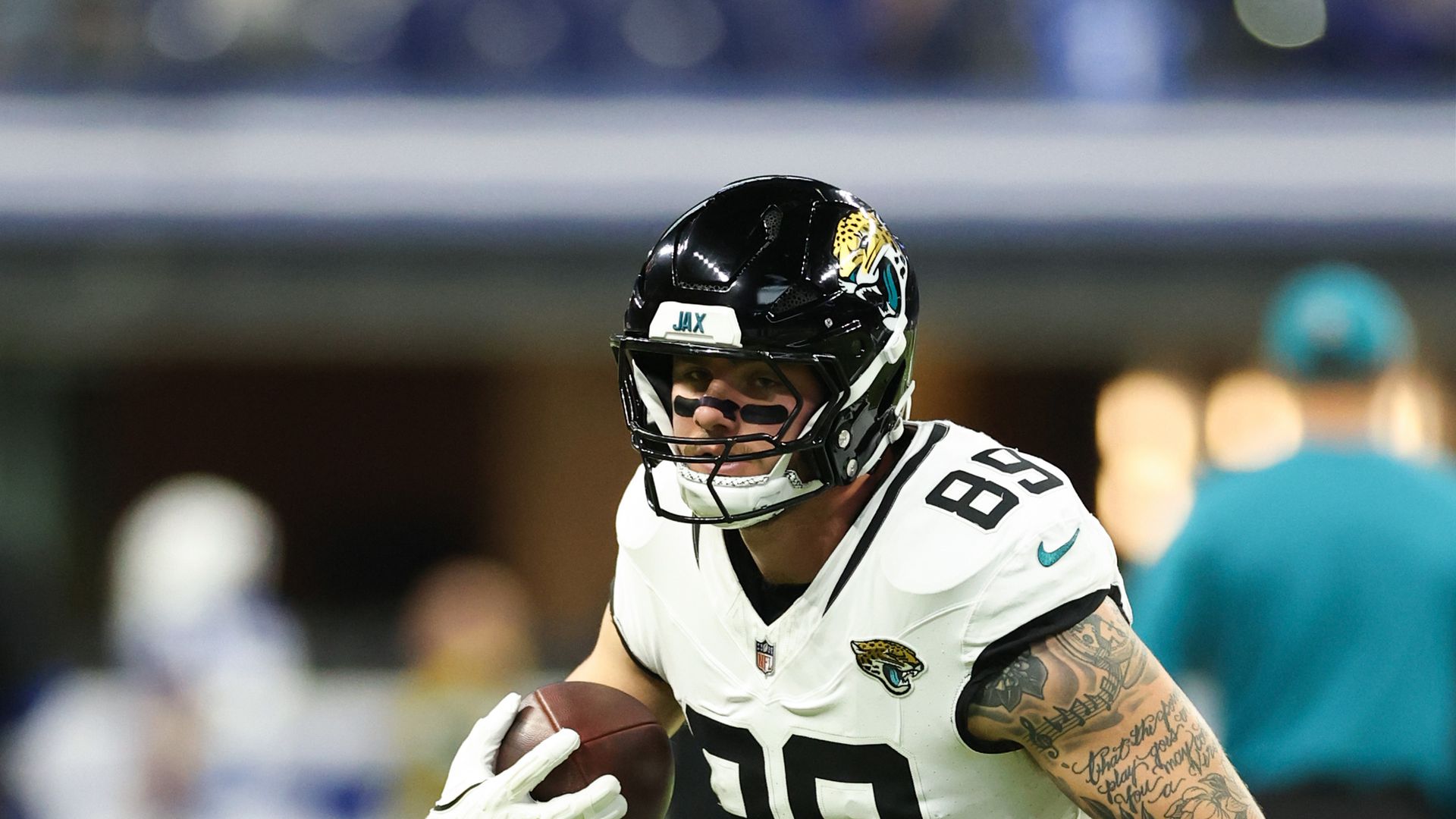 Kyle Shanahan explains the importance of signing Luke Farrell and how ...