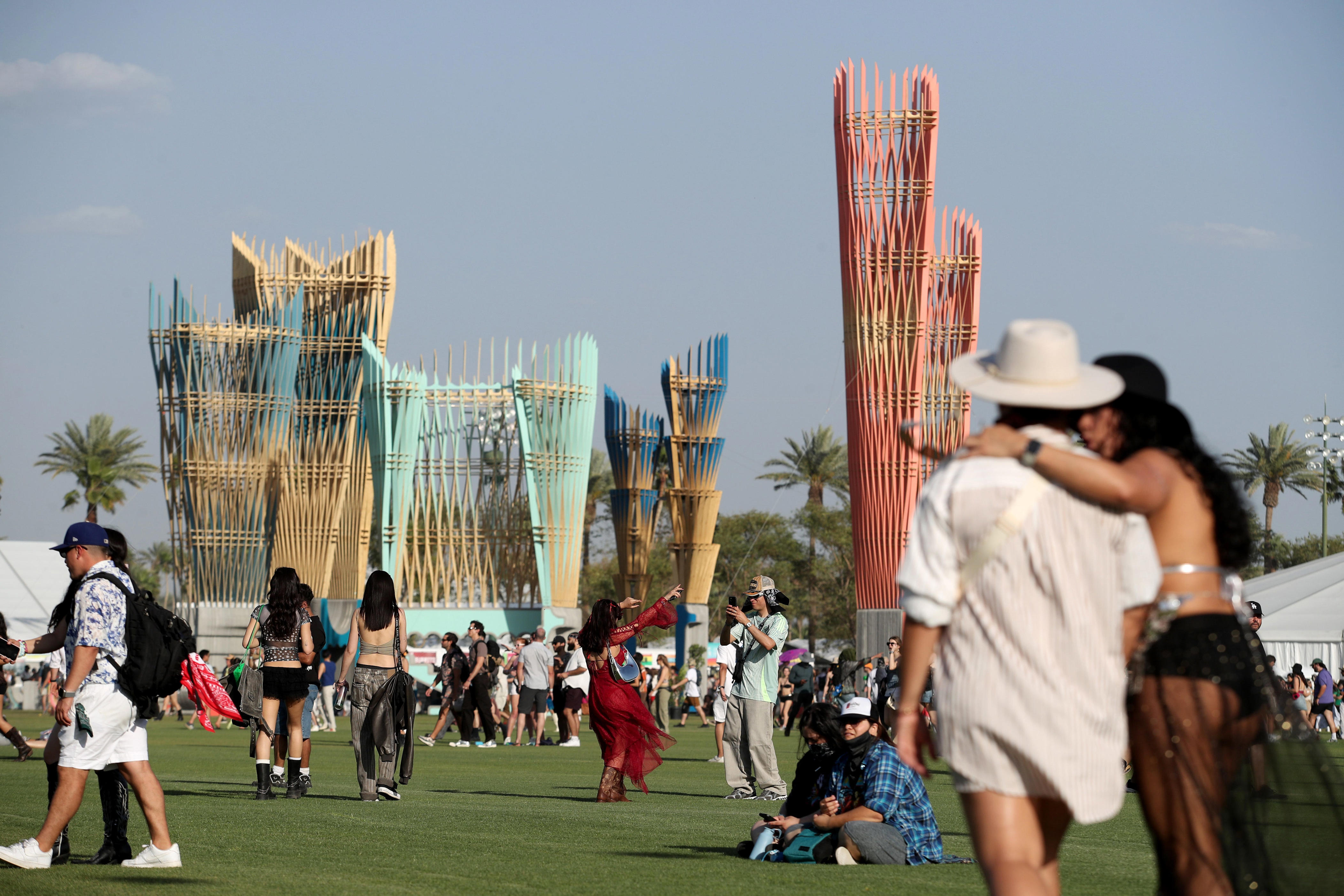No Coachella tickets? Here’s how to livestream the 2025 music festival ...
