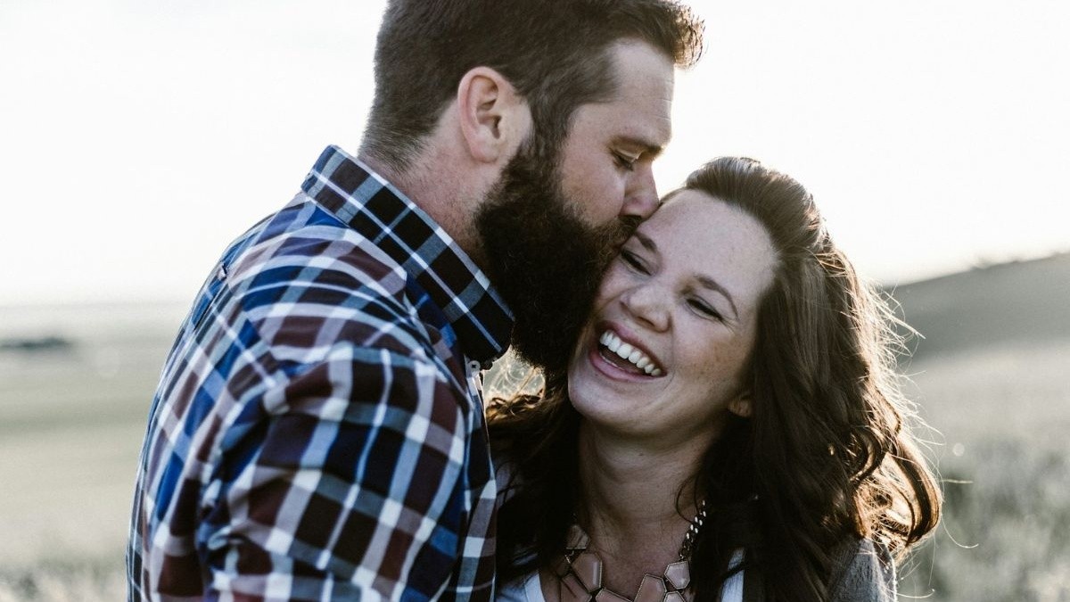 Cómo es un hombre Beta en el amor y como pareja según la psicología