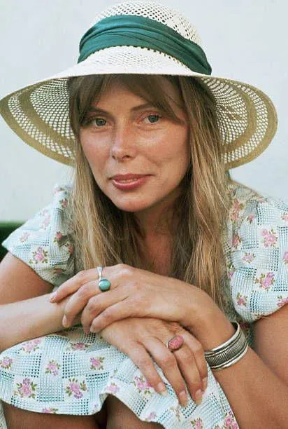 21 Things You Might Not Know About Joni Mitchell