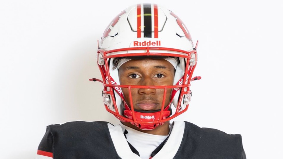 Notre Dame football hosting underrated 2026 cornerback, and could be ...