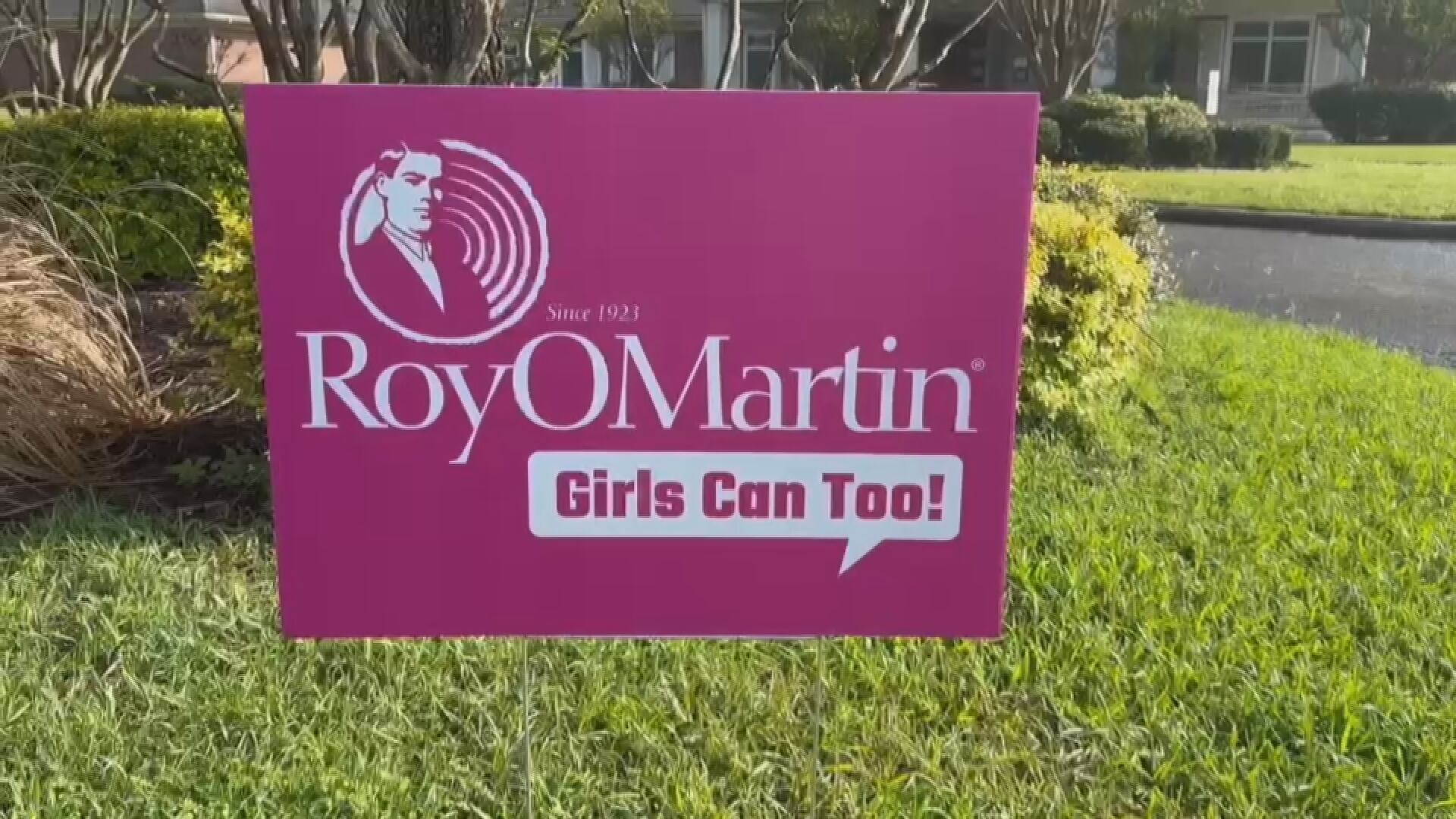 RoyOMartin’s third annual ‘Girls Can Too’ program