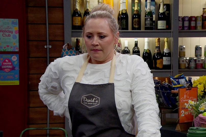 Emmerdale top 7 spoilers for next week 'confirm' legend’s death after ...