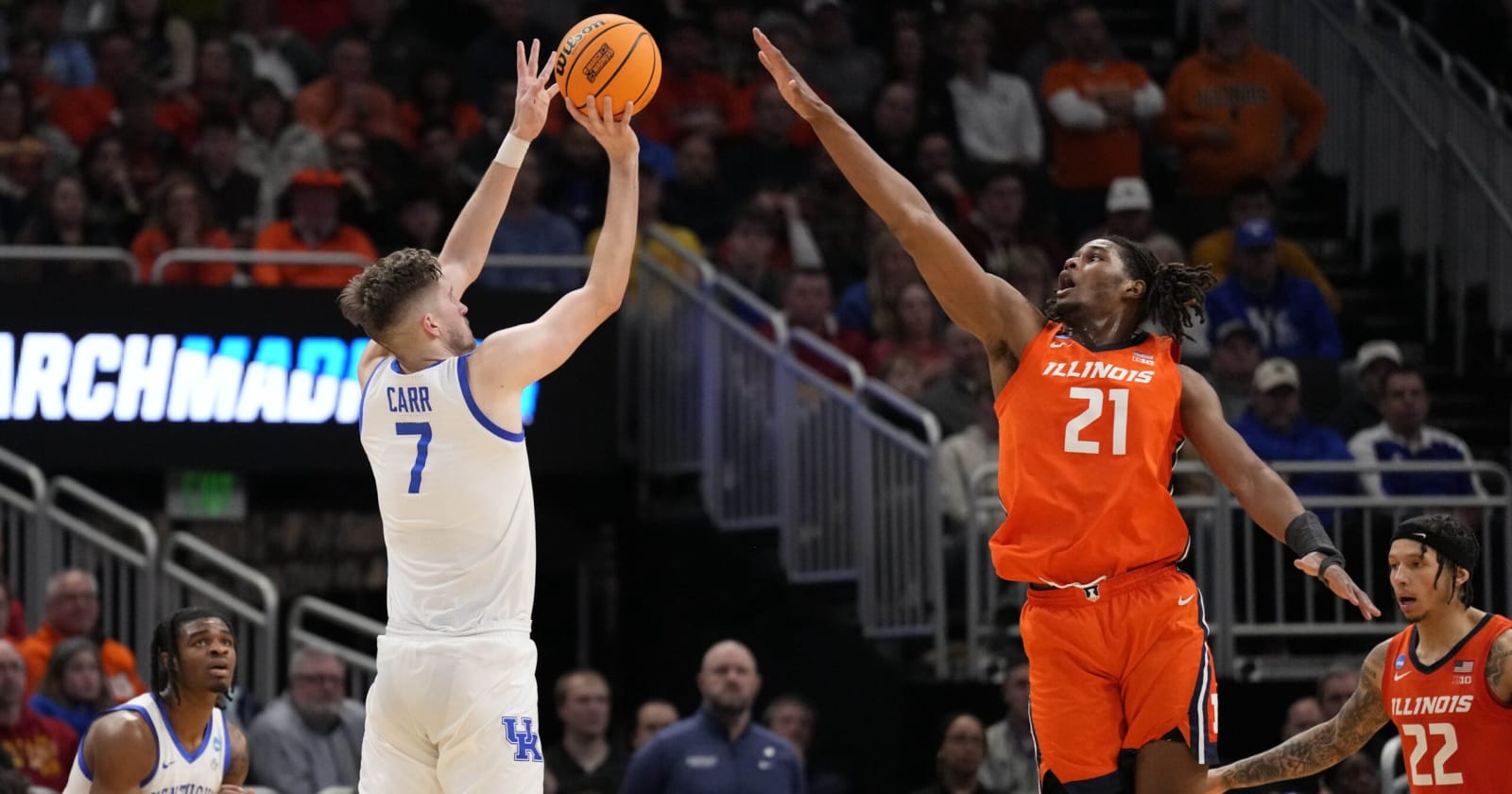 Kentucky listed as a finalist for Illinois transfer Morez Johnson