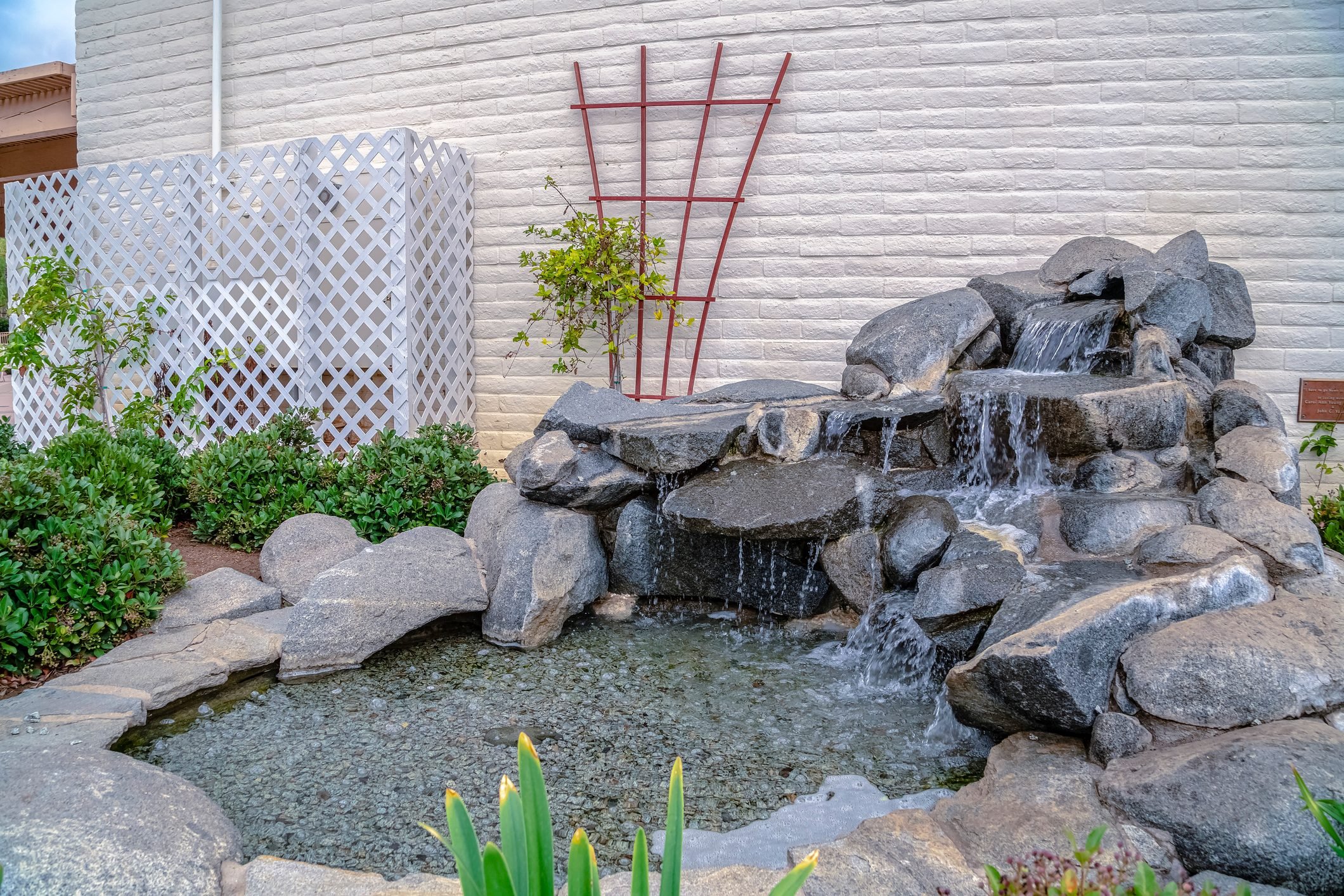 10 DIY Pond, Fountain and Waterfall Projects That Will Transform Your Yard