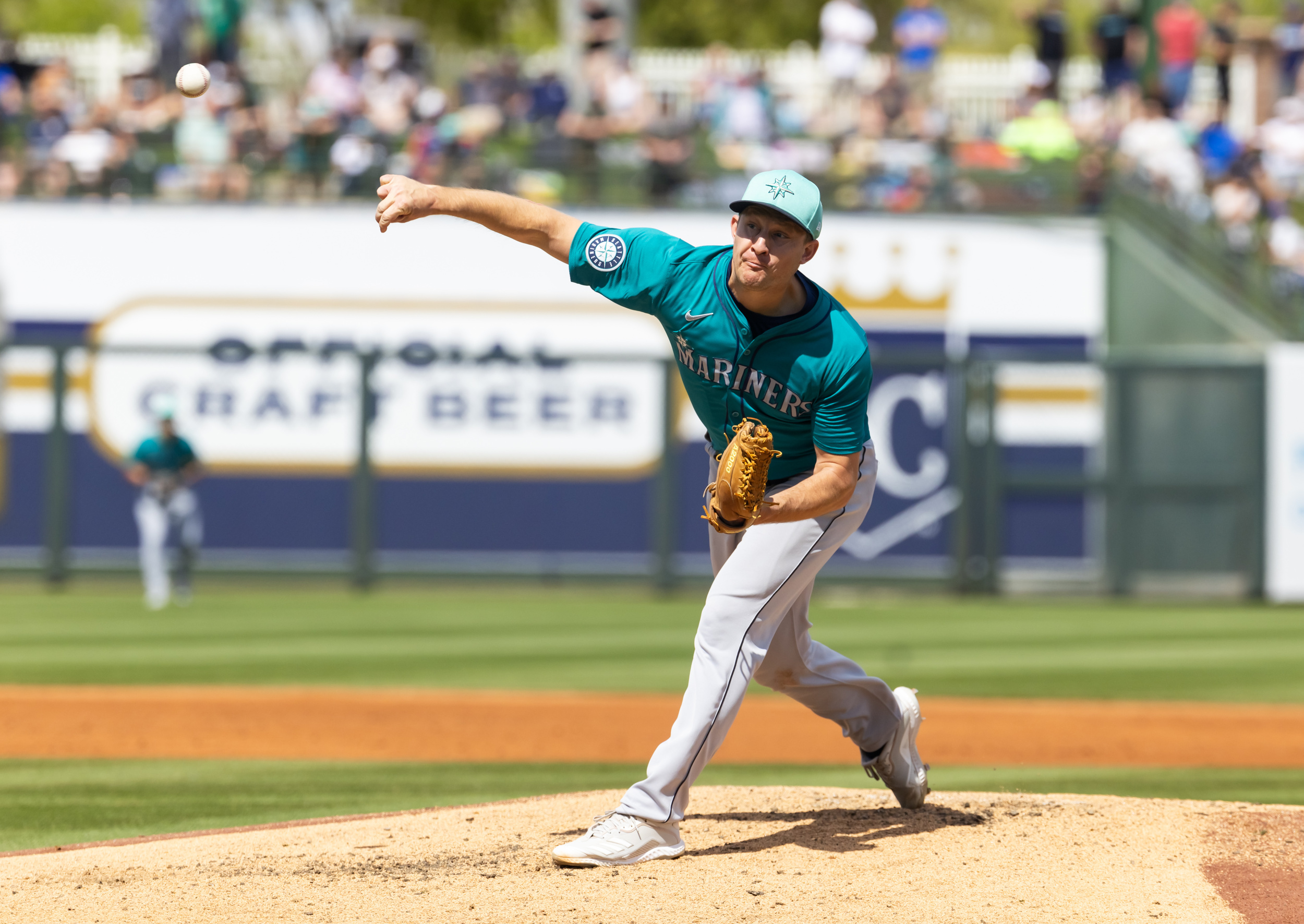 Phillies claim pitcher from division rival