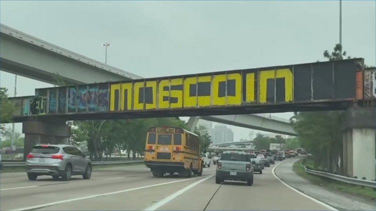 Someone painted over Houston's iconic 'Be Someone' graffiti ... again