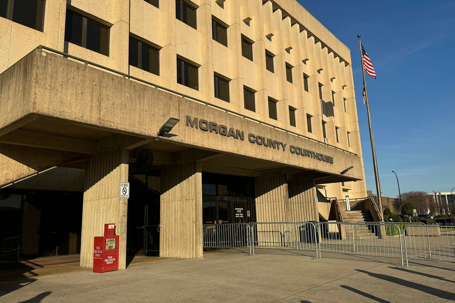 Ex-Alabama officer who fatally shot Black man during truck repossession ...