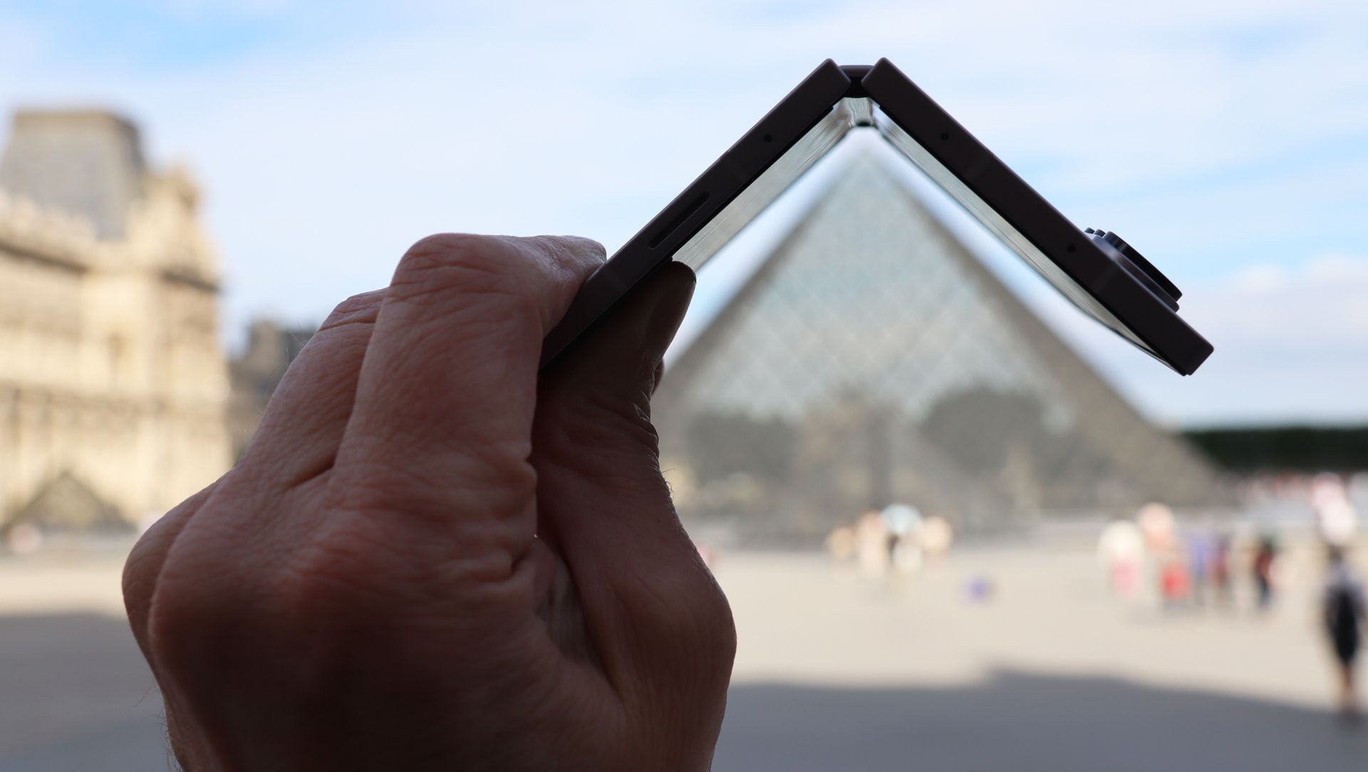 Foldable phone sales are tipped to fall this year – and Apple is the ...