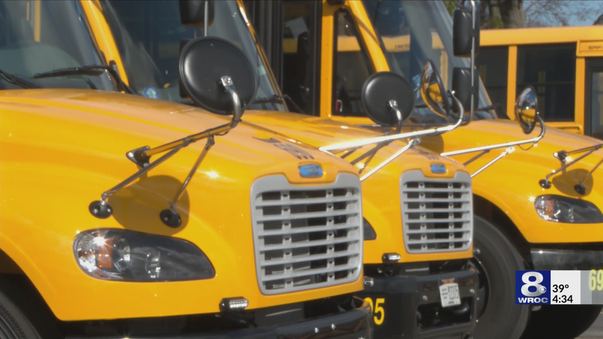 Electric bus transition faces growing roadblocks