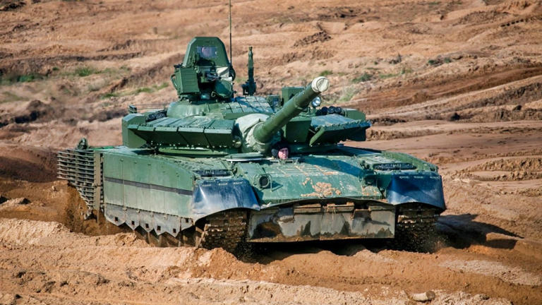 Russia’s T-80 Tank Is ‘Circling the Drain’ in the Ukraine War