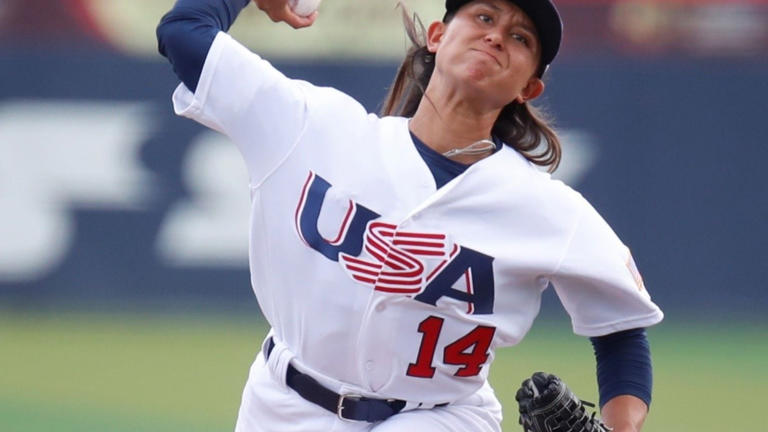 LMB: American Pitcher Aims to Make History as the First Woman to Play ...