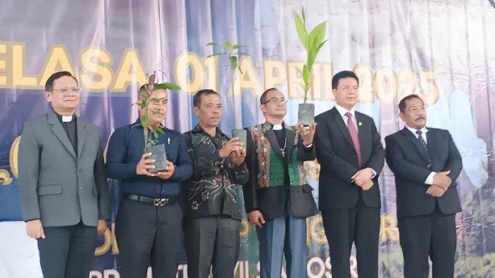 Berita Populer,Sandi Butar Butar Kini Dipecat Lagi,Ephorus HKBP Pimpin ...