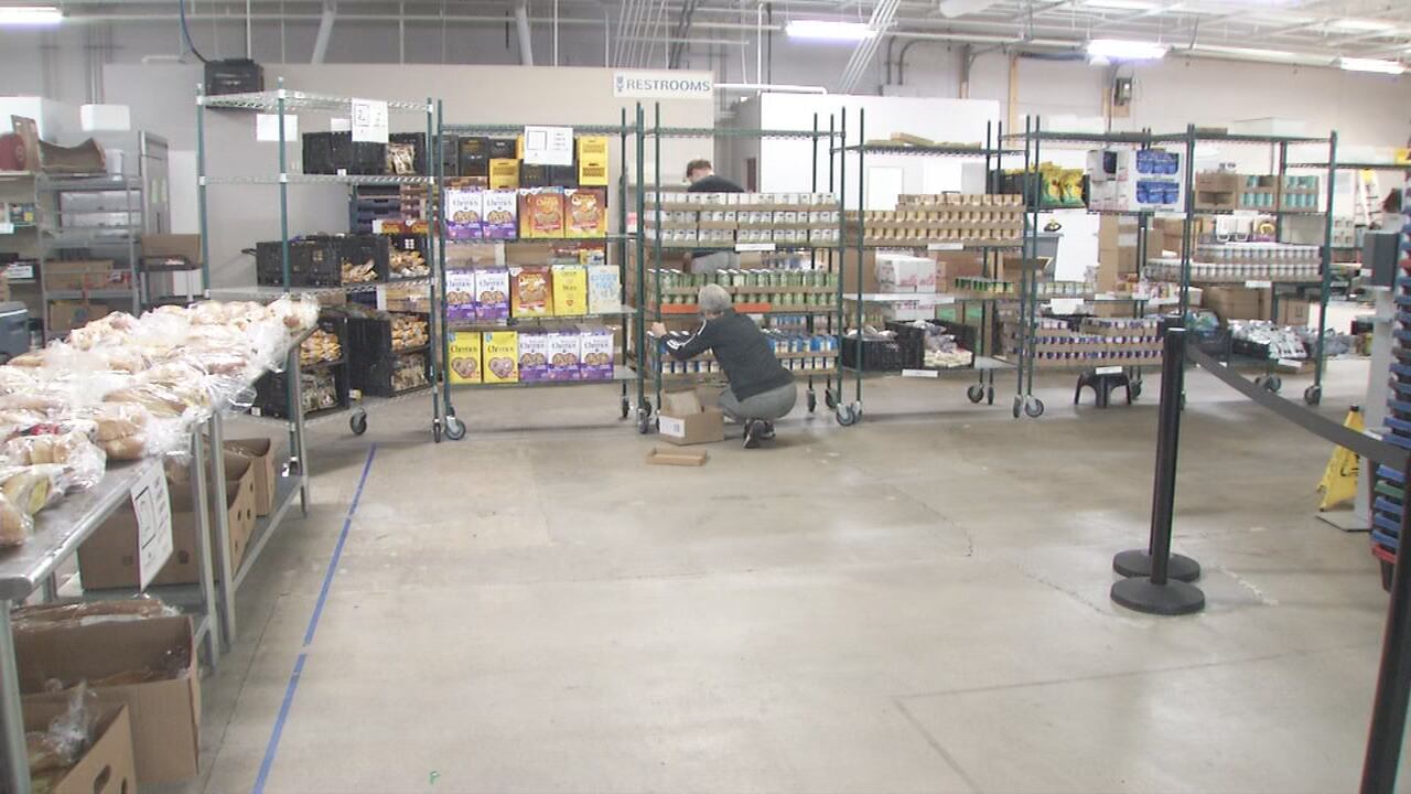 Eastern Iowa food banks and pantries reach to funding and delivery cuts