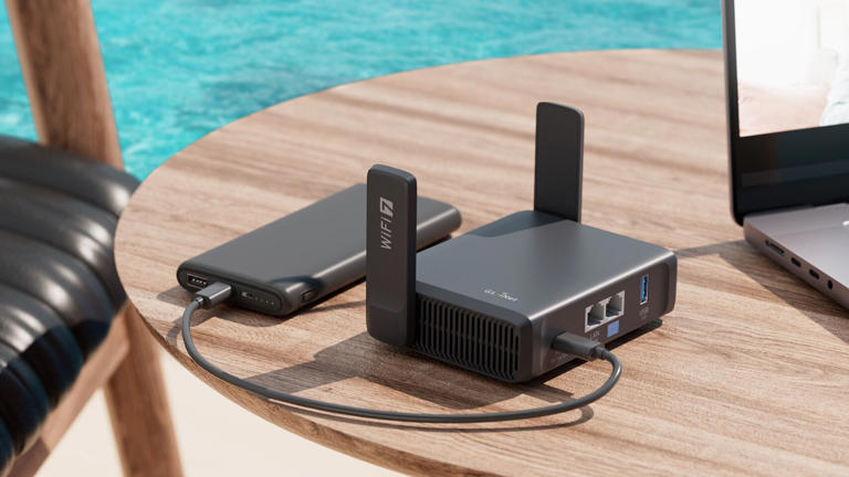 Here's the world's first mobile Wi-Fi 7 router, and I can't believe how ...