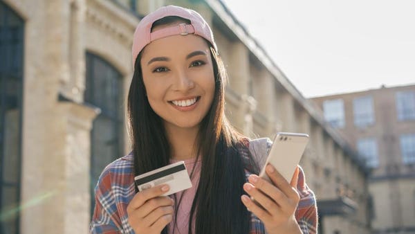 The Best 4 Apps For Tracking Credit Cards And Travel Rewards