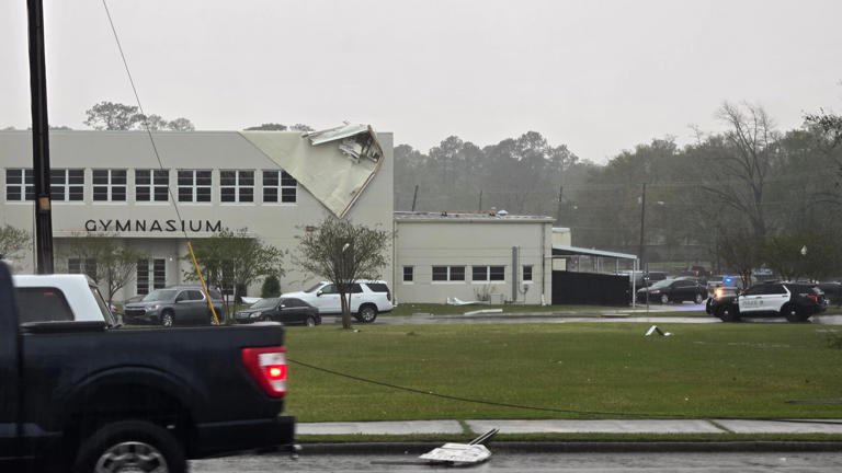 NWS: Confirmed EF1 tornado in Dothan during Monday’s storm