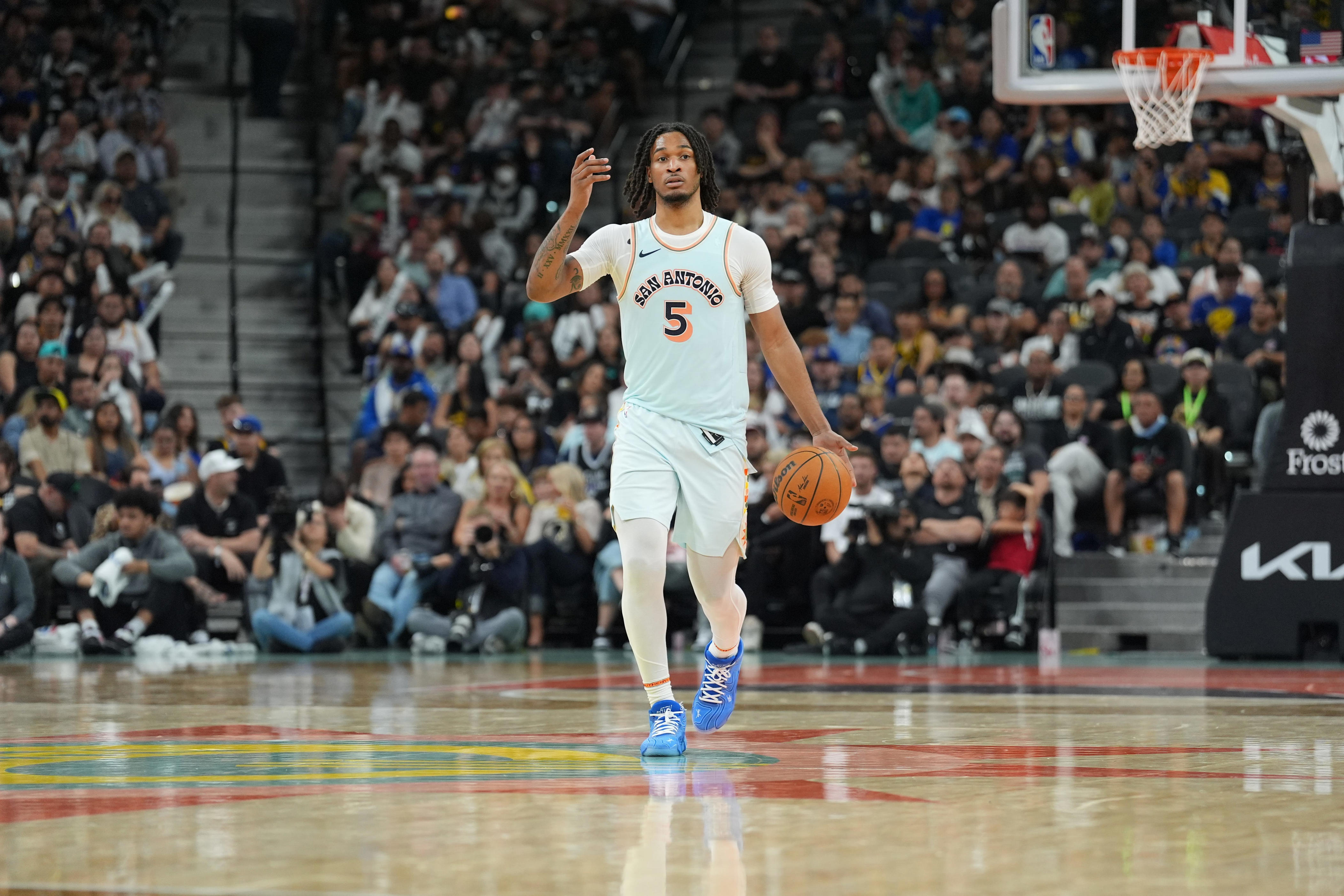 Spurs' Stephon Castle, Hawks' Zaccharie Risacher named Rookies of the ...