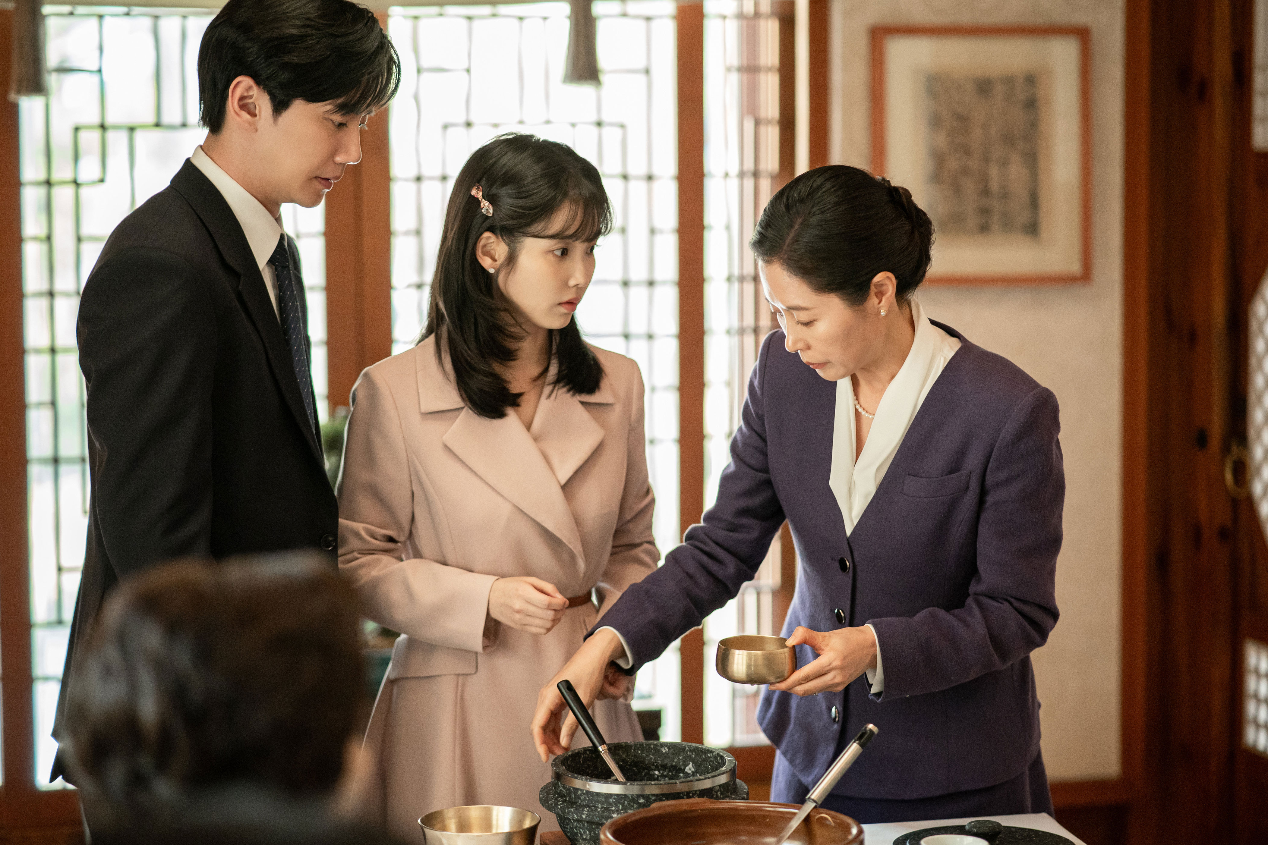 IU and Moon So-Ri Hope 'When Life Gives You Tangerines' Inspires You to ...