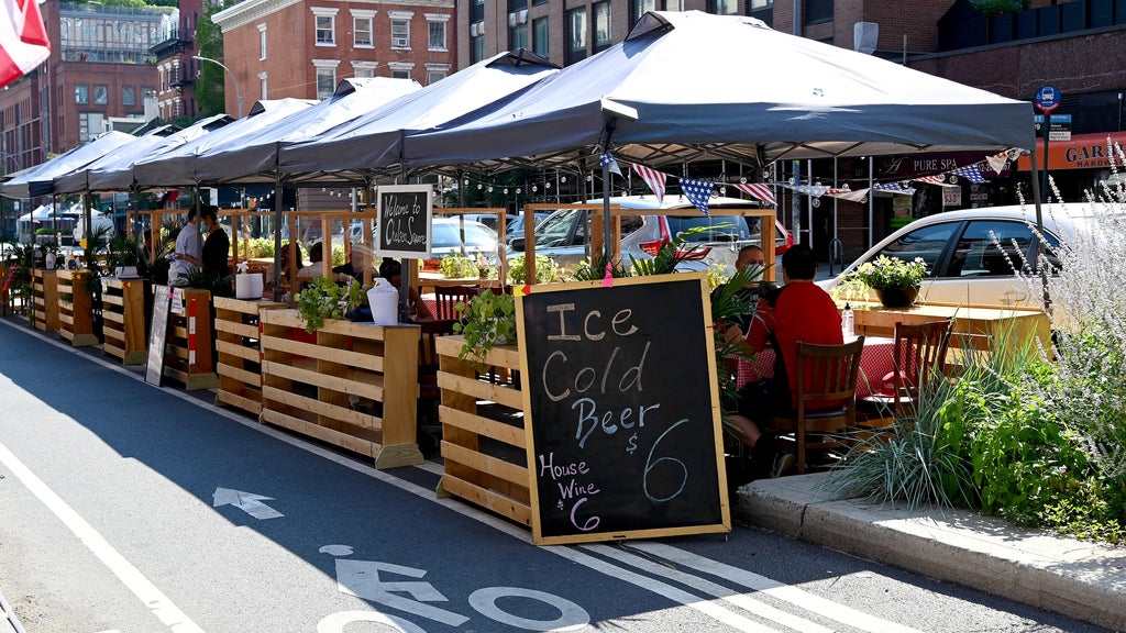NYC outdoor dining starts for 2025 season. How to find a table near you