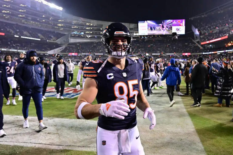 Chicago Bears’ Cole Kmet gets ‘critical’ message from Ben Johnson