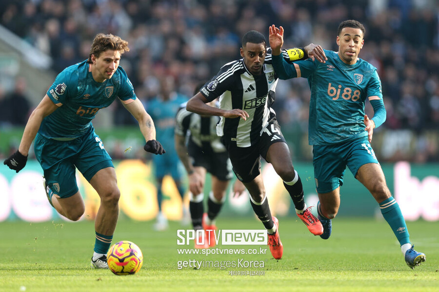 EPL '컷백의 시대' 도래하나…"32R 반자동 오프사이드 도입"→'라인브레이커형' 분투 예상