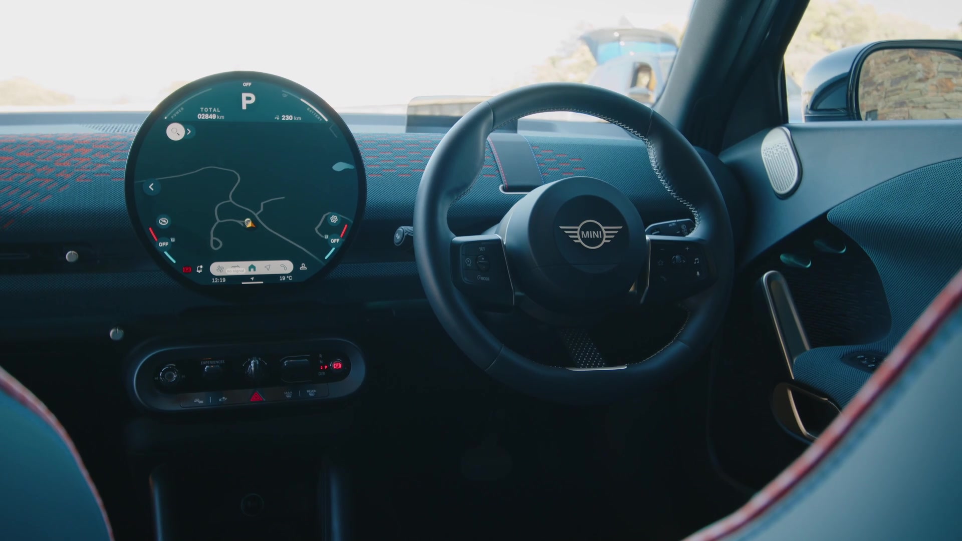 MINI Aceman SE Design in Indigo Sunset Blue